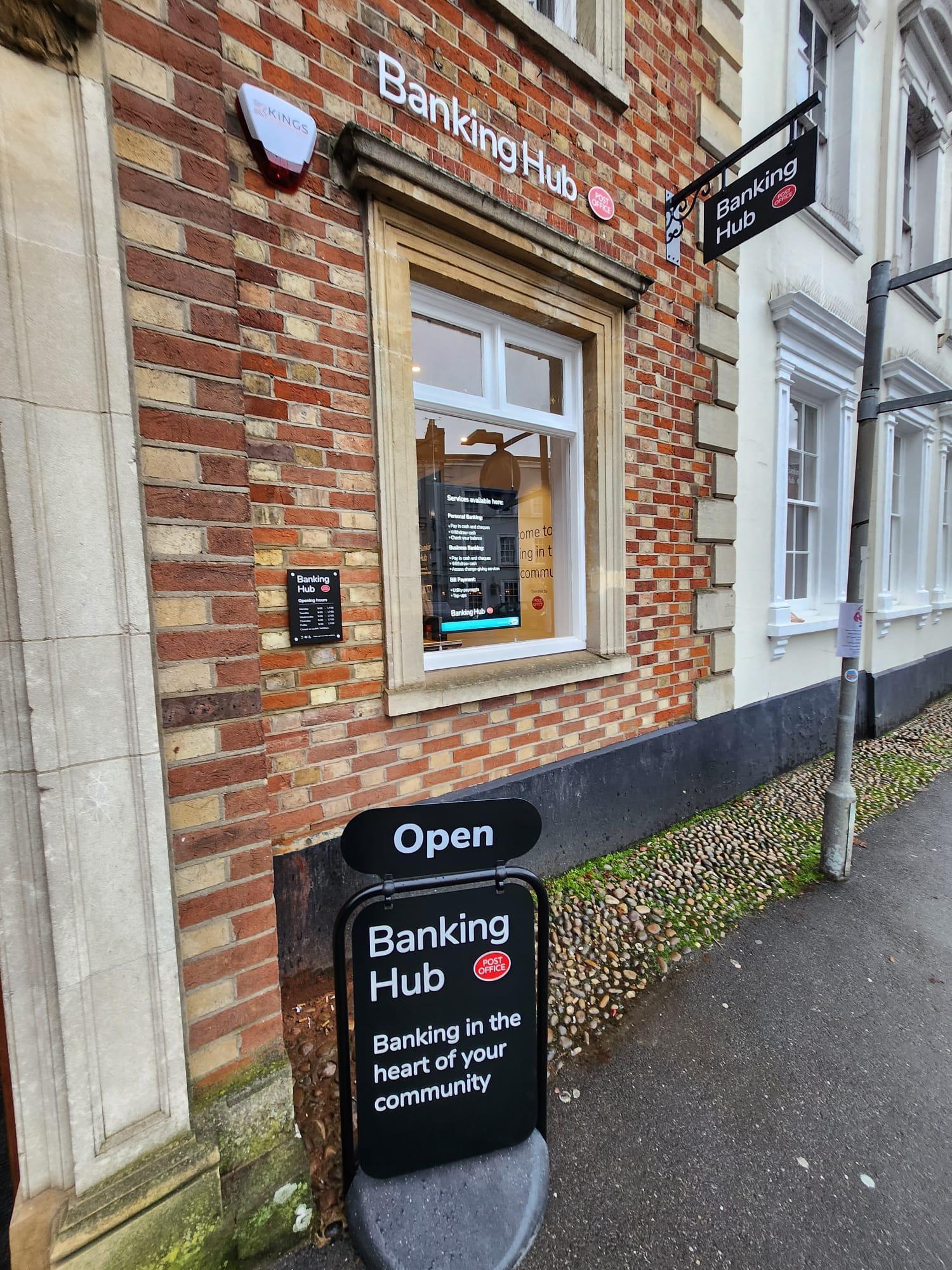 Cash Access UK - Buckingham (Buckinghamshire)